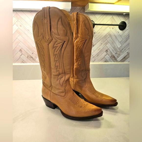 Tecovas | Shoes | Tecovas Kasey Western Boots Vintage Tan 7b | Poshmark